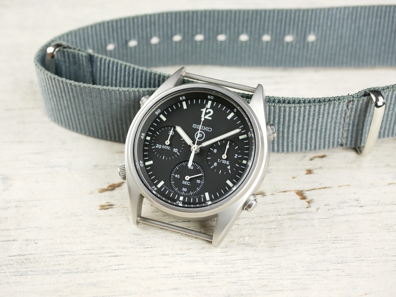 Seiko Gen 1 7A28-7120 RAF Chronograph c.1984 For Sale | Finest Hour